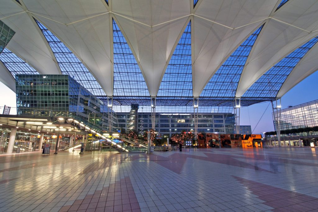 Munich Airport sets new passenger traffic record