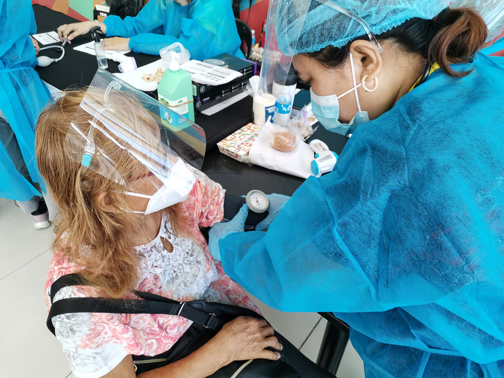Philippines ramps up vaccination rate through 3-day vaccination drive