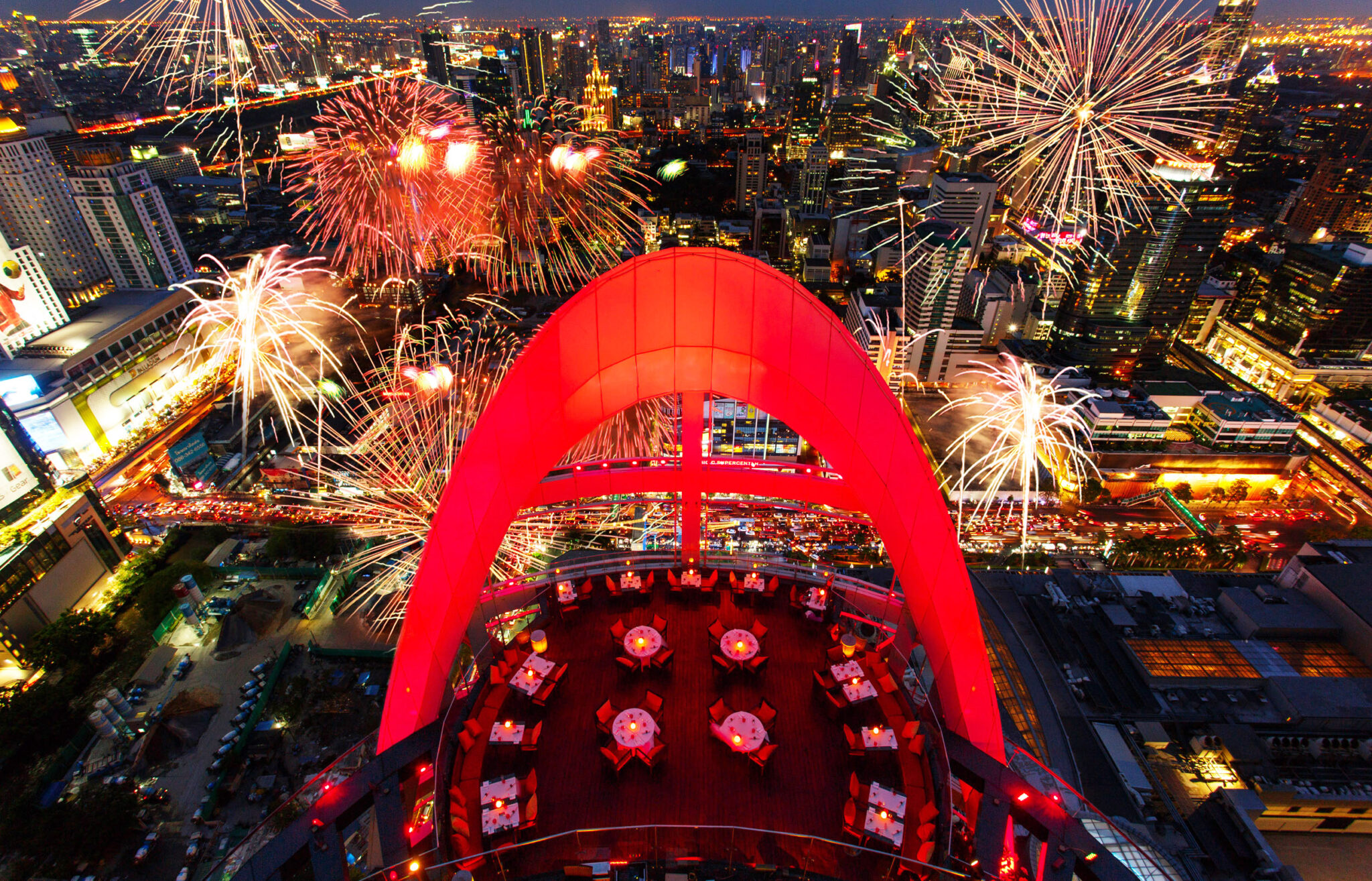 4 stunning sky bars in the heart of Bangkok you should stop by