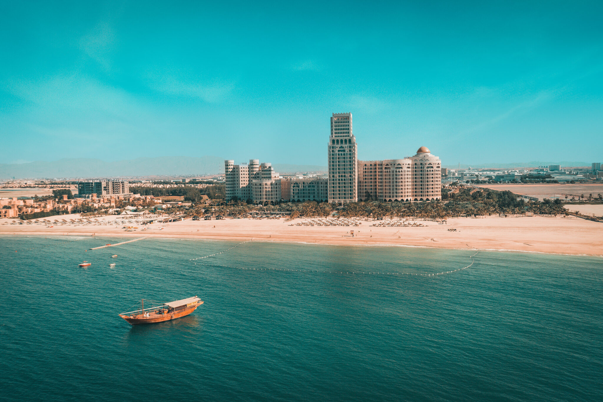 RAKTDA and FTI Group strike landmark agreement