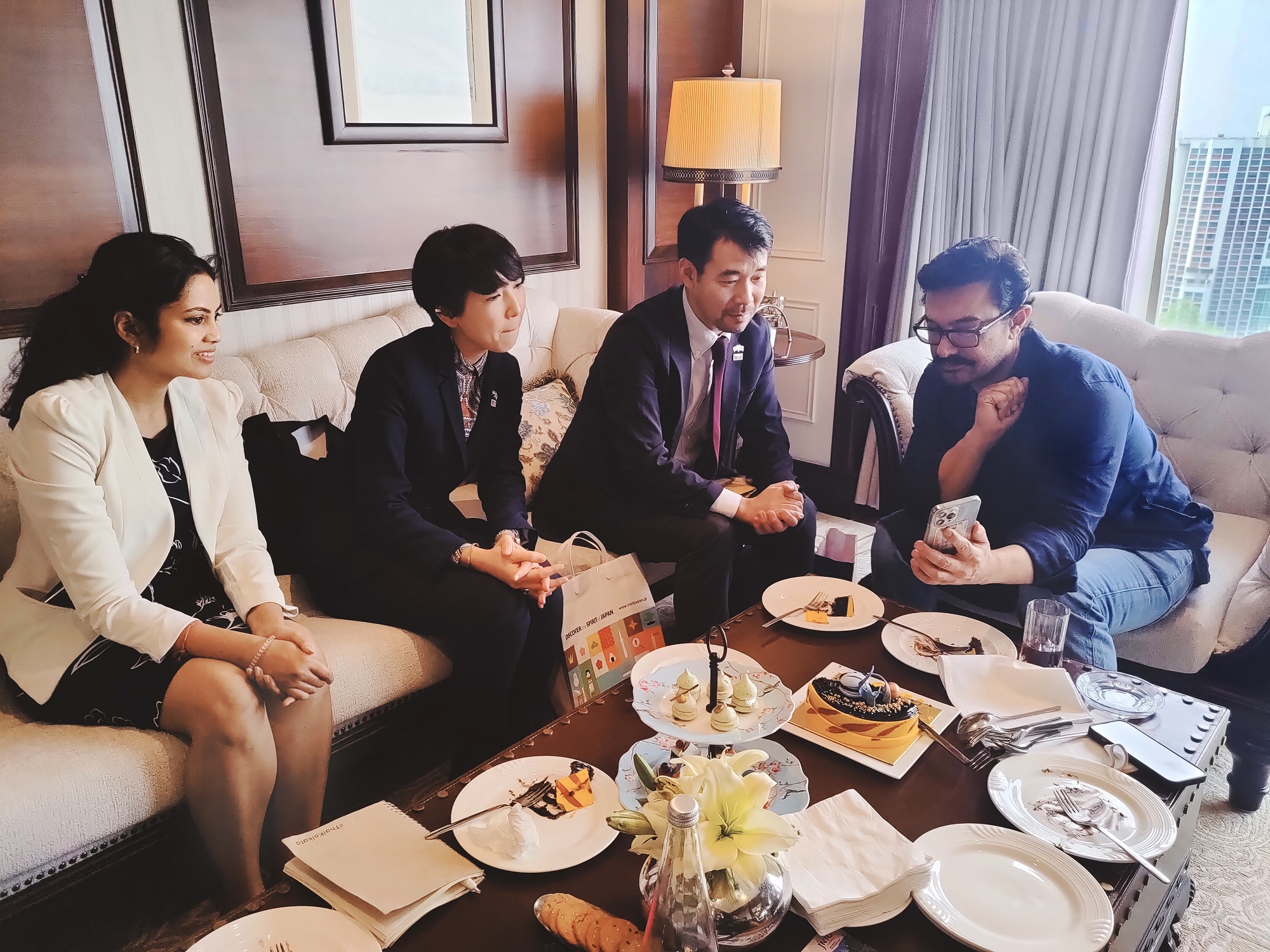 JNTO connects with Indian Superstar Aamir Khan