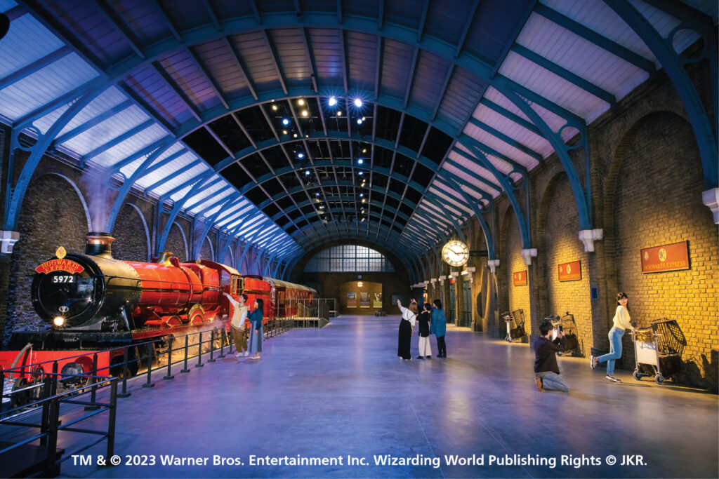 "Warner Bros. Studio Tour Tokyo – The Making of Harry Potter" opened in ...