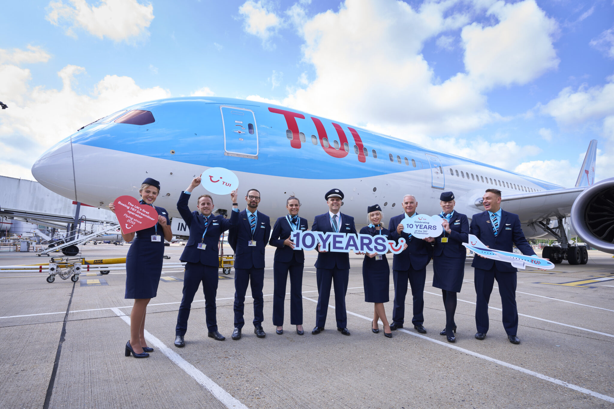 TUI celebrates 10 years creating holiday memories on the Boeing 787 ...