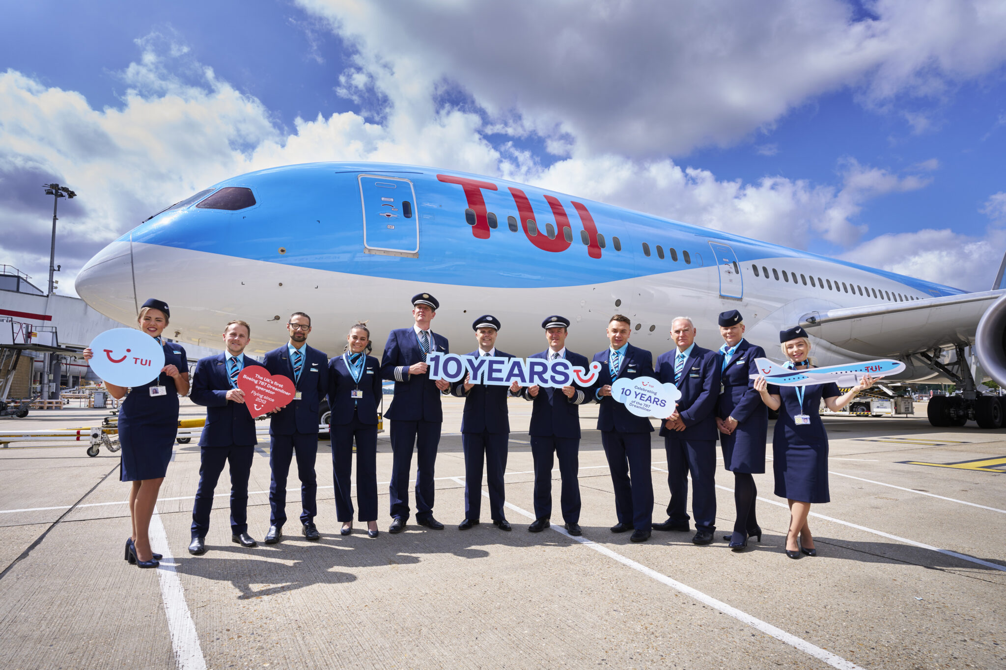 TUI celebrates 10 years creating holiday memories on the Boeing 787 ...
