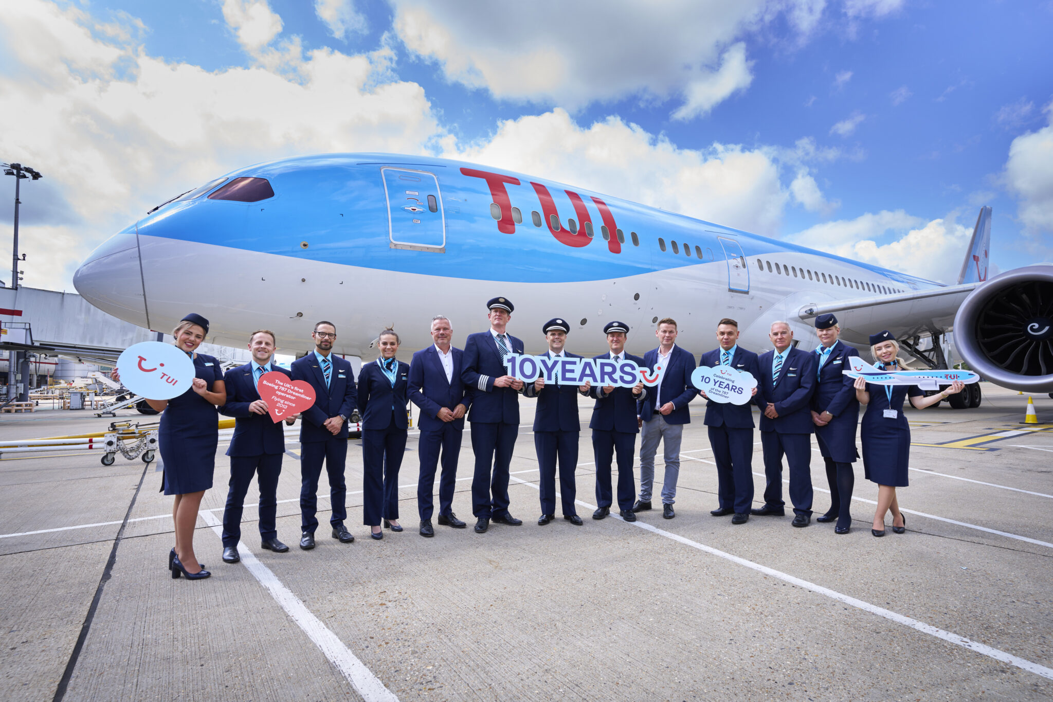 TUI celebrates 10 years creating holiday memories on the Boeing 787 ...