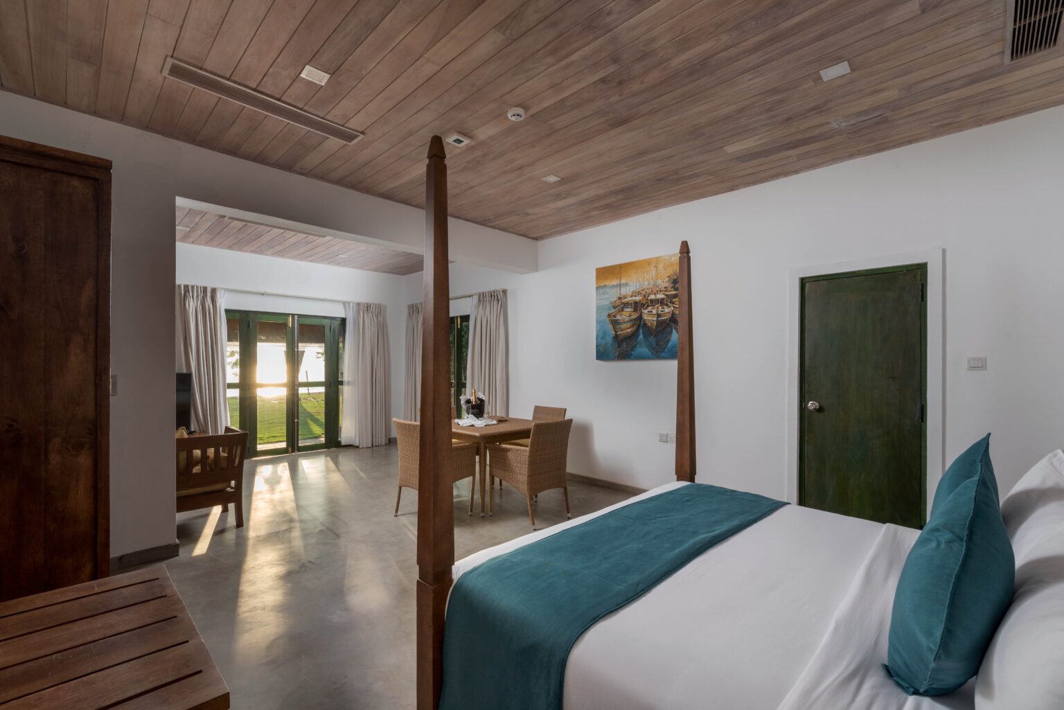 Regenta Arie Lagoon in Negombo, Sri Lanka opens